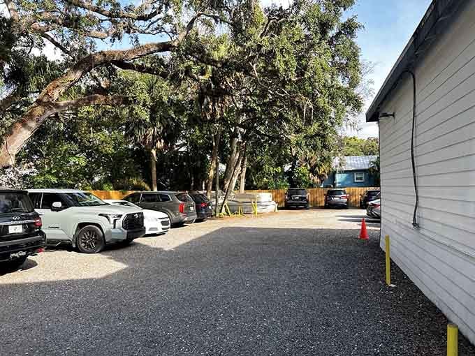 A packed parking lot under the oaks is always a reliable sign that something delicious is happening inside.