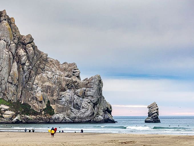 Dramatic rock formations rise from the surf like ancient sculptures that make modern art installations look positively amateur.