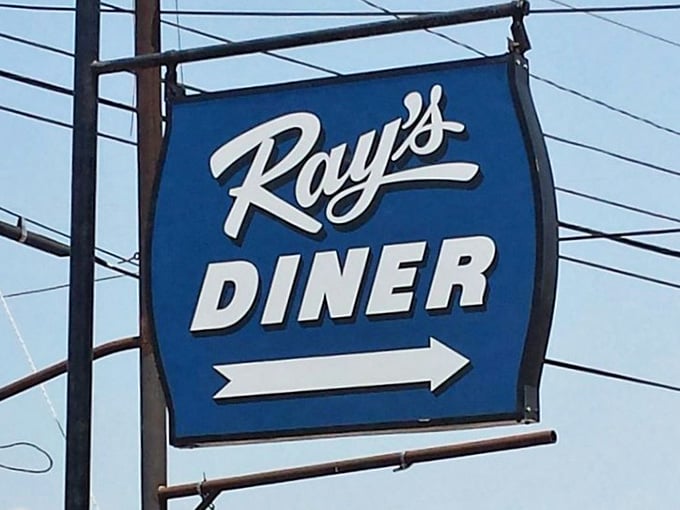 Follow that arrow and your nose toward some of the best breakfast you'll find in Columbia.