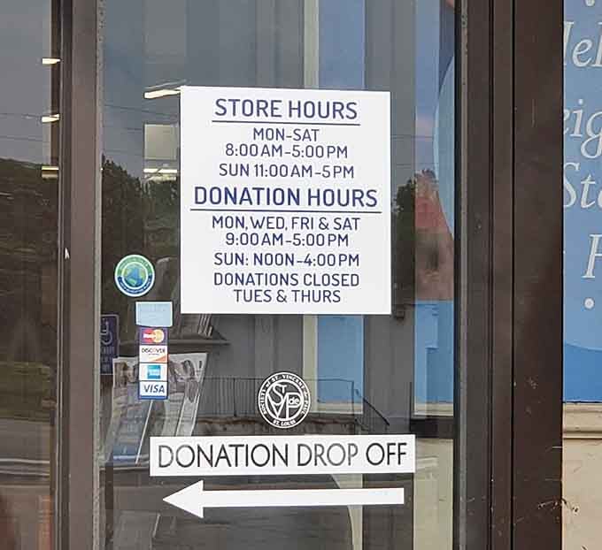 The hours posted mean you can plan your treasure hunting expeditions around your schedule, donations welcome most days too.