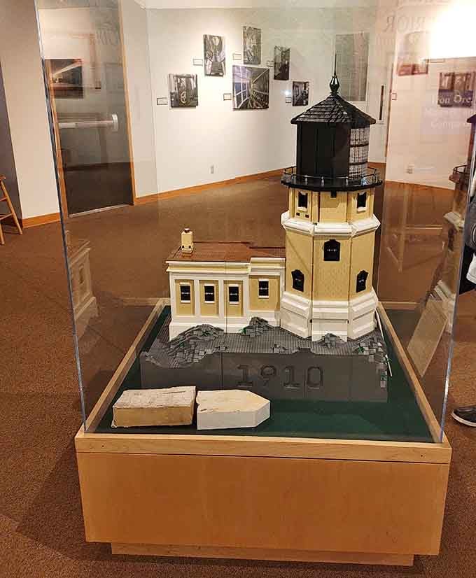 This scale model shows the engineering marvel that is Split Rock, proving good things come in cliff-hanging packages.