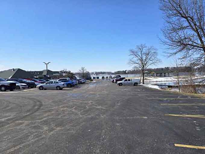 A packed parking lot tells you everything you need to know about this restaurant's reputation among those in the know.