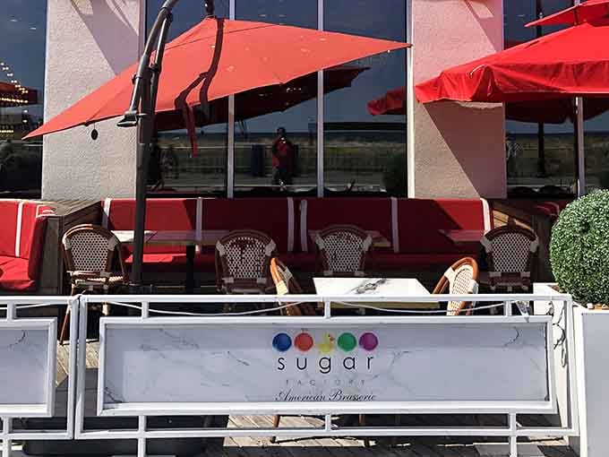 Red umbrellas shade outdoor tables where you can enjoy ocean breezes and sugar rushes in perfect Atlantic City harmony.