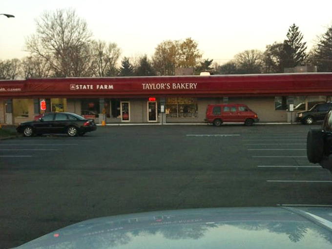 Plenty of parking means the hardest part of your visit is deciding what to order, not where to park.