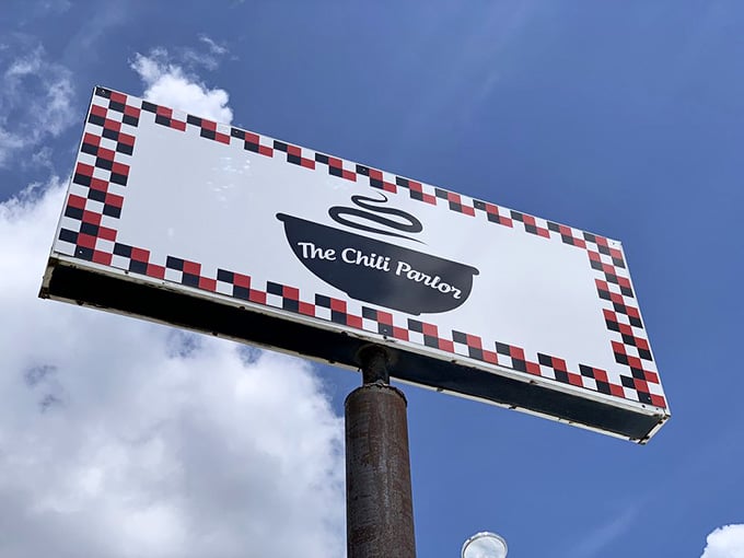 That billboard doesn't need fancy graphics when a simple steaming bowl tells the whole delicious story perfectly.