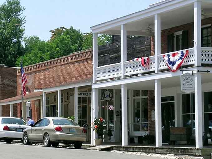 Those patriotic bunting decorations on the balcony tell you this town takes its history seriously and proudly.