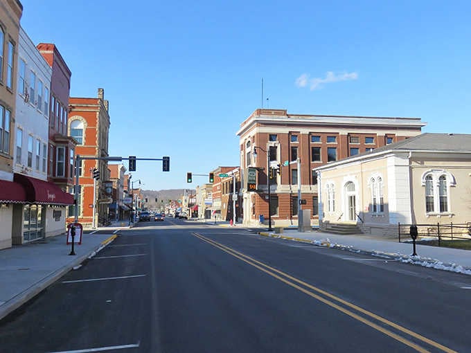 Main Street stretches out like a Norman Rockwell painting, where brick buildings whisper stories of simpler times.