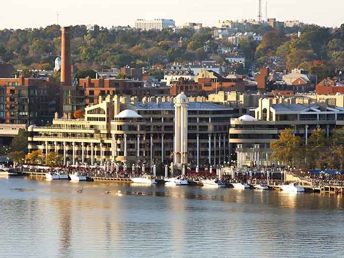 Look at that tower standing tall like a beacon calling you to waterfront adventures and good times.
