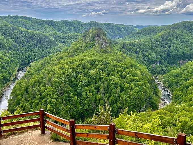 That pyramid-shaped mountain rising from the gorge proves Mother Nature has serious architectural skills and zero budget constraints.