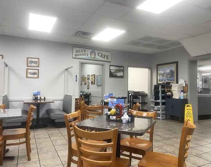 Simple tables, comfortable chairs, and walls that have witnessed countless pie decisions—this is where magic happens daily.