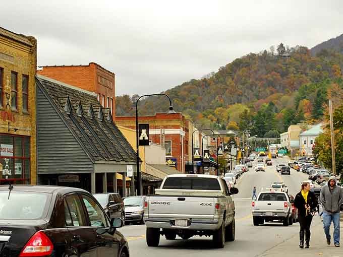 Main Street in autumn dress shows off without showing up your budget, nature's own fashion statement.