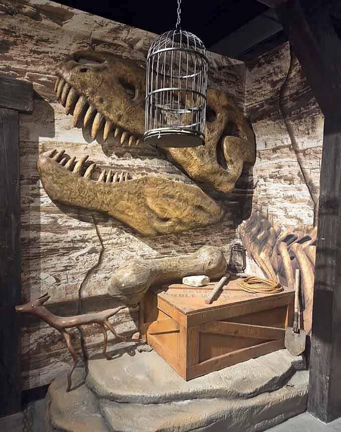 Part dinosaur, part nightmare fuel, all roadside attraction magic&mdash;this toothy fellow knows how to make an entrance.