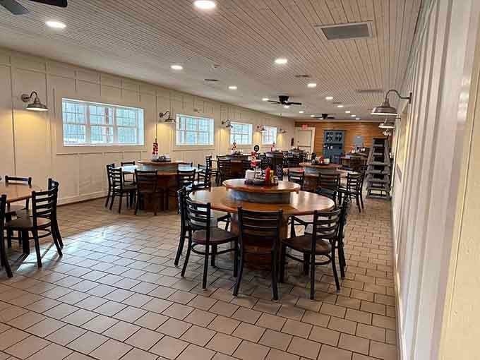 Clean, bright, and welcoming, this dining room proves comfort food deserves a comfortable place to enjoy it properly.