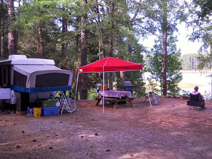 Spacious campsites mean your neighbors won't hear you snoring, and that's a gift to everyone involved.