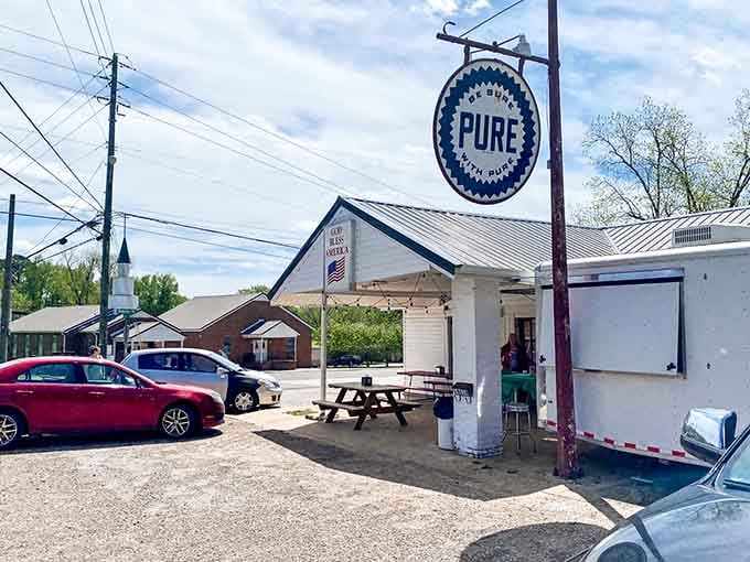 This Hidden Inland Beach In Alabama Feels Exactly Like A Day At The ...