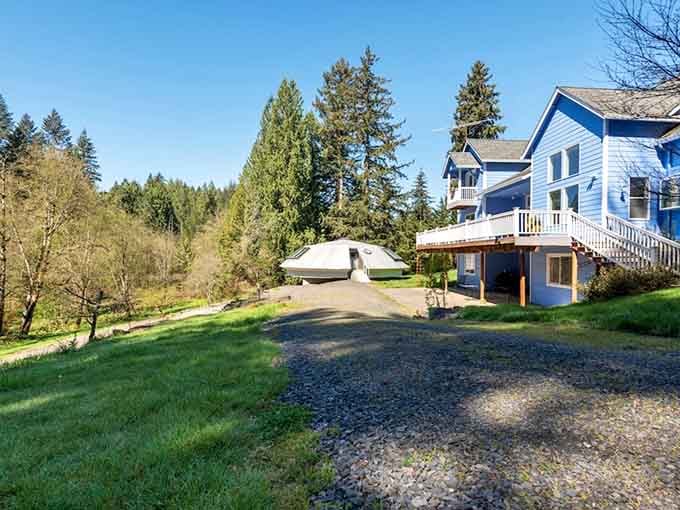 Nestled in the Pacific Northwest countryside, this flying saucer proves that extraordinary adventures don't require leaving Earth's atmosphere.