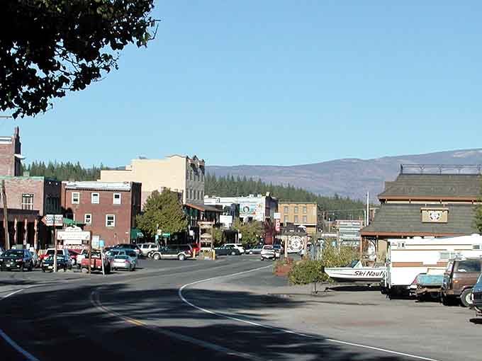 Main Street Truckee delivers that Old West charm without the tumbleweeds, just mountain views and excellent coffee nearby.