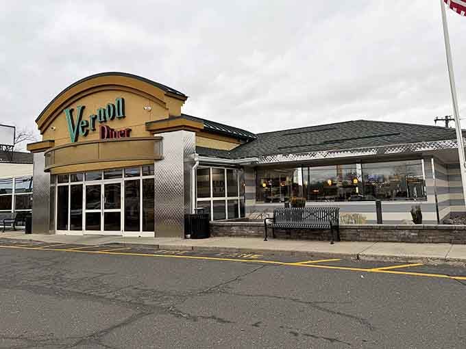 The Vernon Diner stands ready to serve up comfort food without the uncomfortable bill that usually follows.