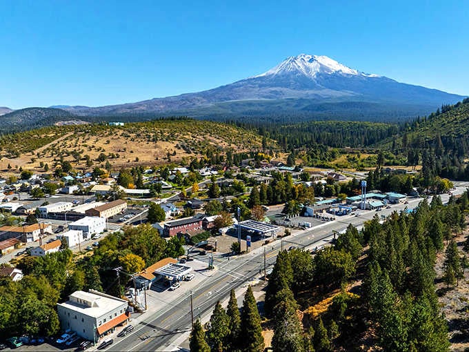 From above, Weed looks like a model train set someone actually gets to live in affordably.