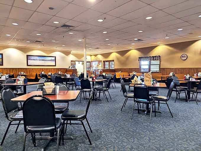 The spacious dining room proves that comfort food deserves comfortable surroundings&mdash;no frills, just good eating ahead.