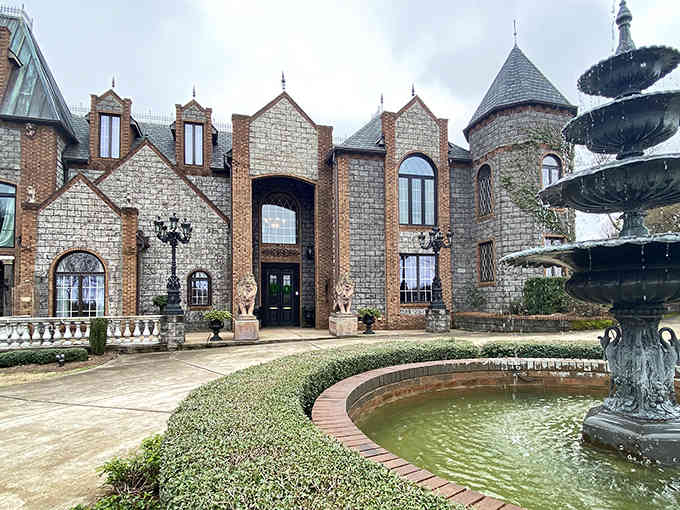 French ch&acirc;teau elegance meets Southern charm with brick towers and fountains that transport you across the Atlantic.
