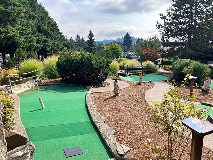 Multiple holes wind through landscaping so beautiful you'll forget you're supposed to be keeping score.