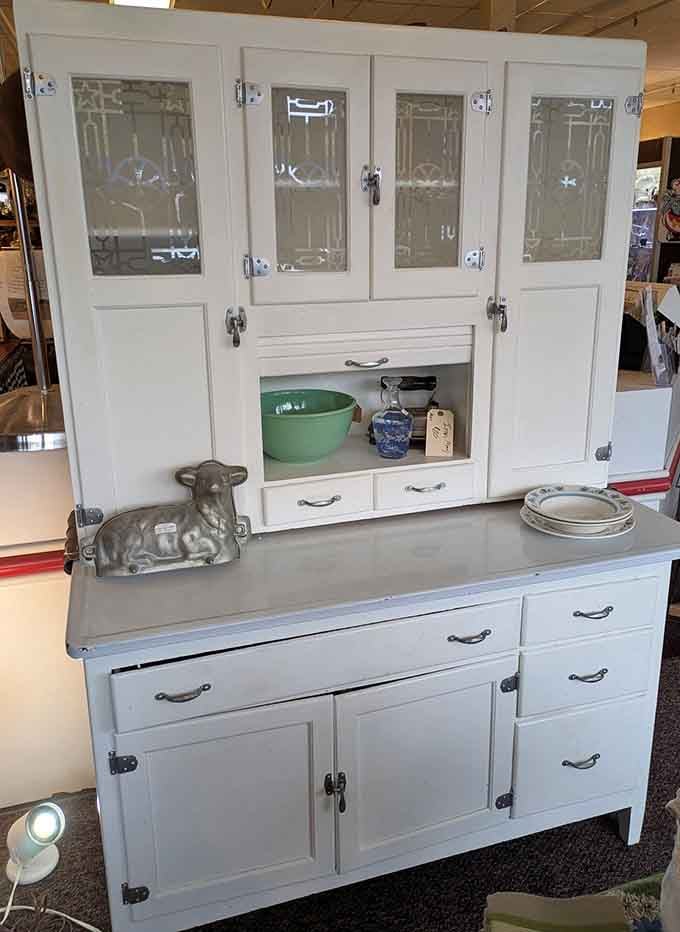 This pristine white hutch proves they really don't make them like they used to anymore.