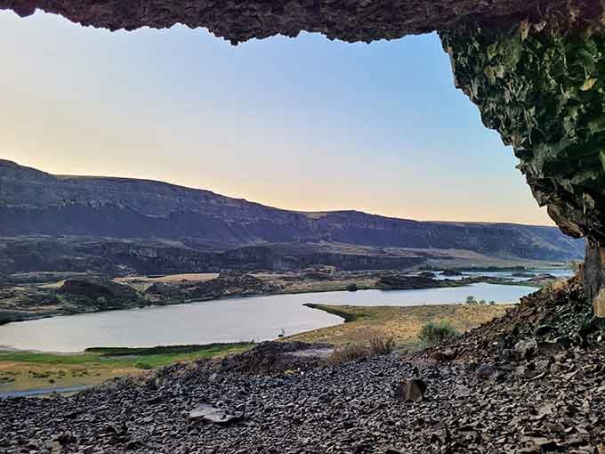 That view of Lake Lenore from the cave is worth every step of the hike, trust me.