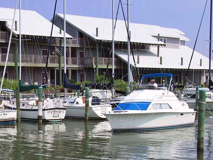 Marina life where the boats outnumber the people, and that's exactly how everyone likes it here.