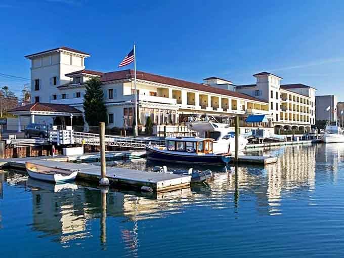 L'Escale's marina setting screams French Riviera, complete with yachts bobbing just beyond your waterfront table.