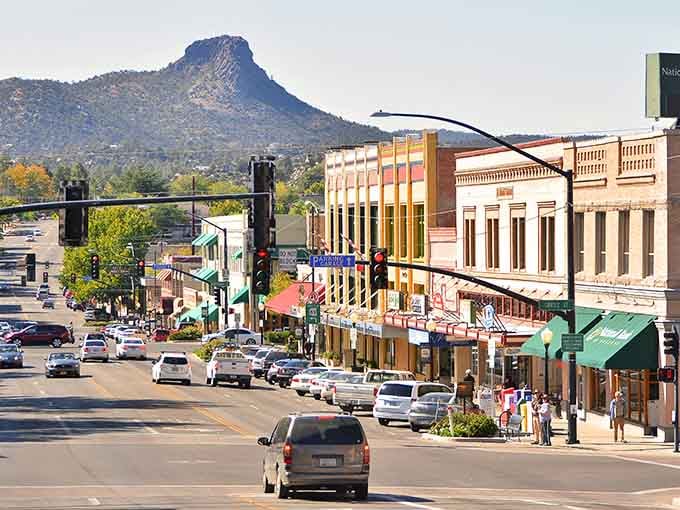 That distinctive peak in the background stands guard over downtown like a natural landmark guiding visitors home.