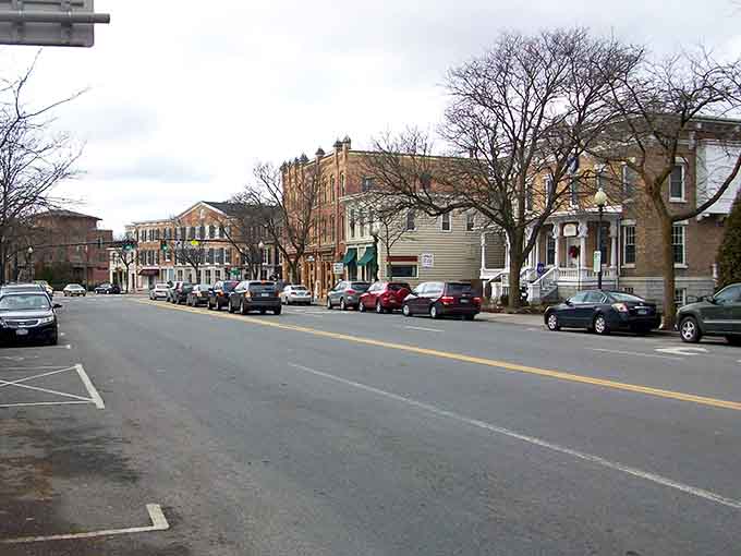 Tree-lined boulevards and classic facades create the kind of Main Street America that Norman Rockwell would have loved painting.