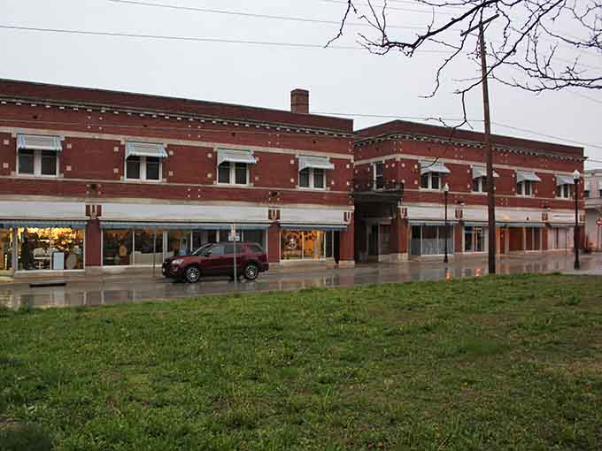 The historic brick buildings in Excelsior Springs showcase beautiful architecture that's been lovingly maintained for generations of visitors to enjoy.