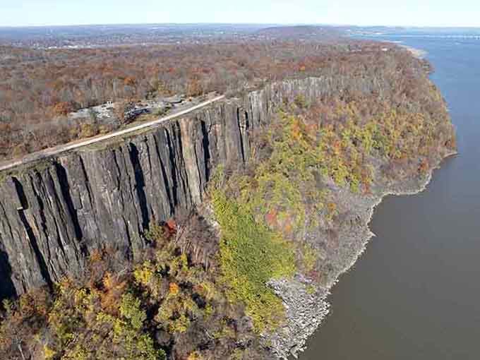Those dramatic cliffs plunge straight down to the Hudson River, creating views that'll make your jaw drop every time.