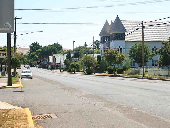 Victorian turrets and tree-lined streets prove that even remote towns can have architectural flair worthy of a postcard.