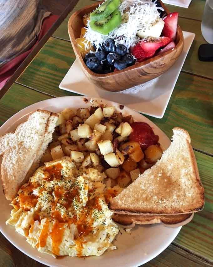 When your breakfast plate looks this good, you understand why people wait in line for brunch.