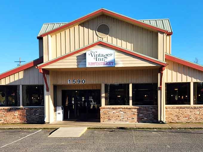 The Vintage Inn Restaurant promises comfort food in a building that looks like it remembers when diners were destinations.