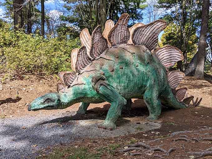 This Stegosaurus sports plates that shimmer like they were dipped in a vat of metallic green paint.