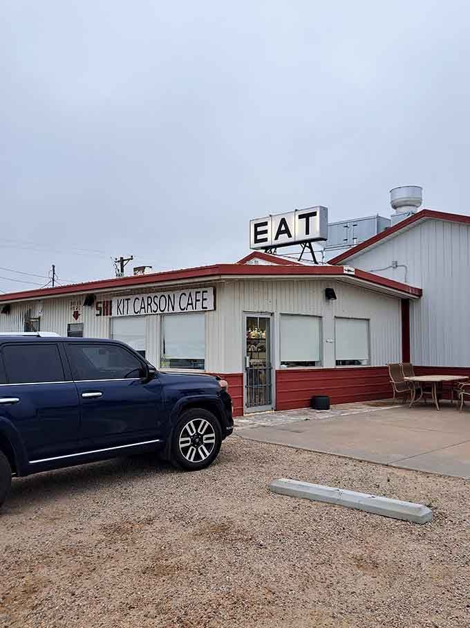 That giant "EAT" sign doesn't lie; the Kit Carson Cafe knows exactly what matters most.