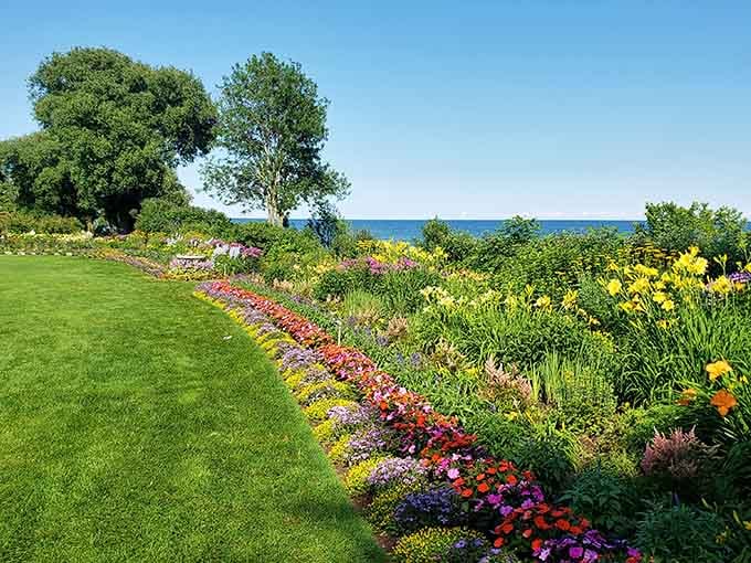 These gardens overlooking Lake Michigan offer million-dollar views without the million-dollar price tag attached.