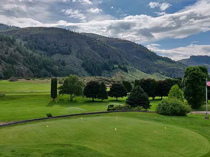 The golf course sits nestled against hills so green they look Photoshopped, but Mother Nature doesn't need digital enhancement here.