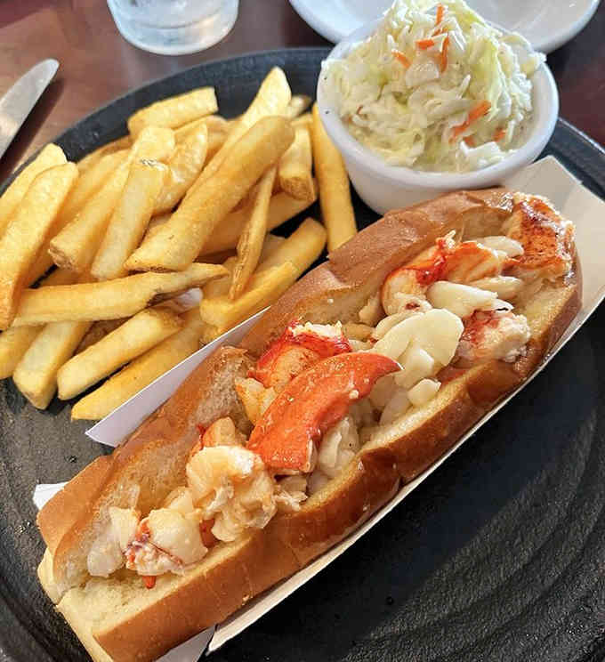 This lobster roll proves that even British pubs know Connecticut's greatest treasure deserves proper respect and butter.