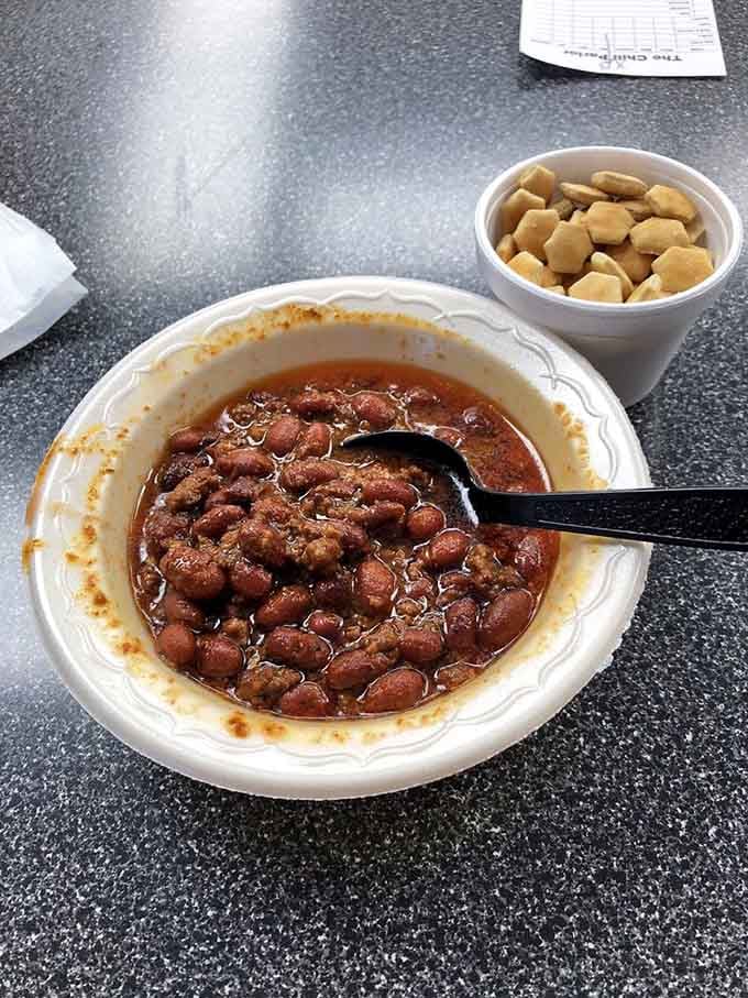Beans and crackers: the dynamic duo that's been supporting Springfield's chili habit since Truman was president.