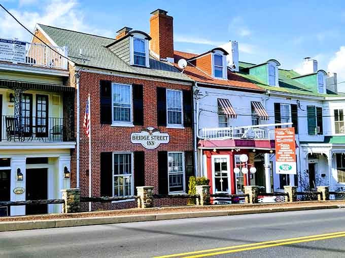 Colorful row houses along the Delaware create a riverside scene worthy of your camera roll.