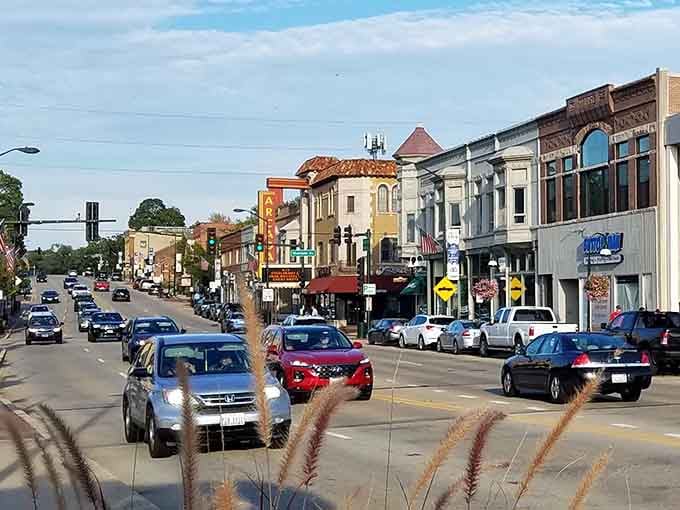 St. Charles knows that mixing architectural styles is like a good potluck&mdash;variety makes everything more interesting.
