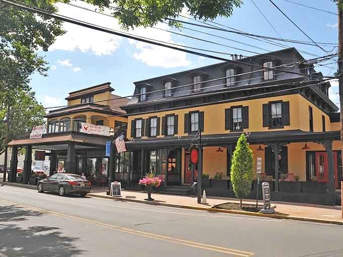 Yellow walls and green awnings signal good times ahead at restaurants that know how to make you feel right at home.