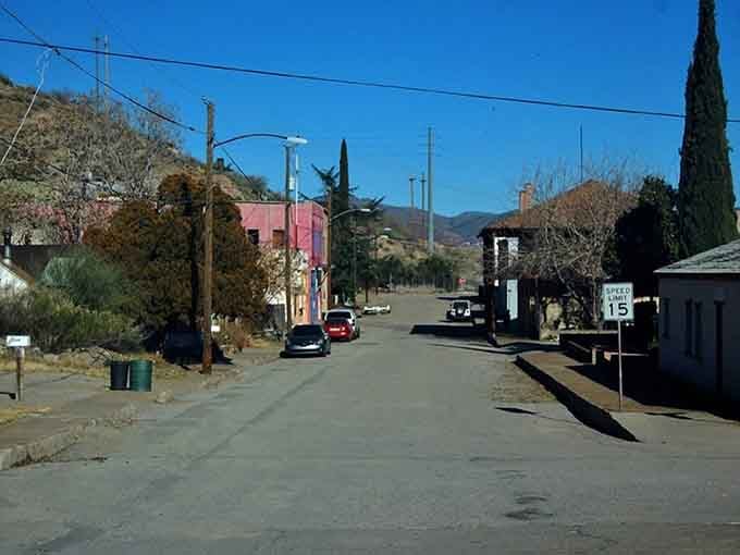 Historic Globe nestles in central Arizona mountains where cooler temperatures and lower prices make retirement dreams come true.