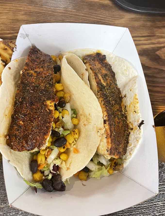 Who says fish tacos can't work in Ohio? These mahi mahi beauties prove landlocked states know good seafood.