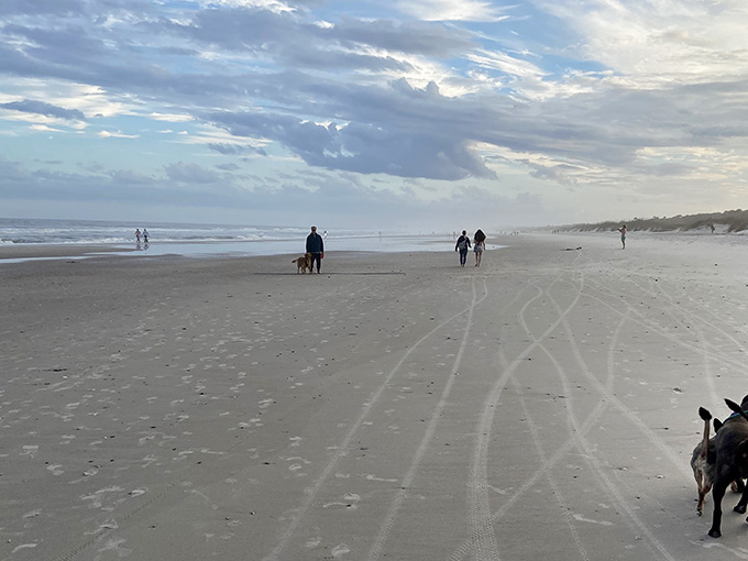 Wide open beaches mean your nearest neighbor is a pleasant dot in the distance, not an elbow in your ribs.