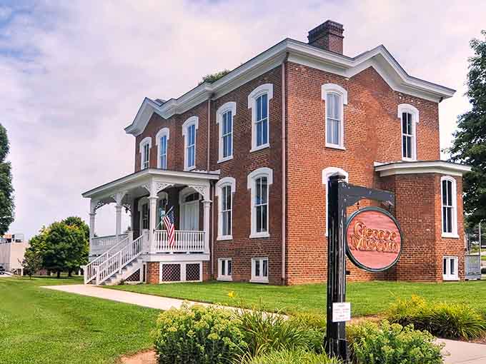 The Glencoe Museum offers free admission, which is basically unheard of in today's "charge for everything" world.